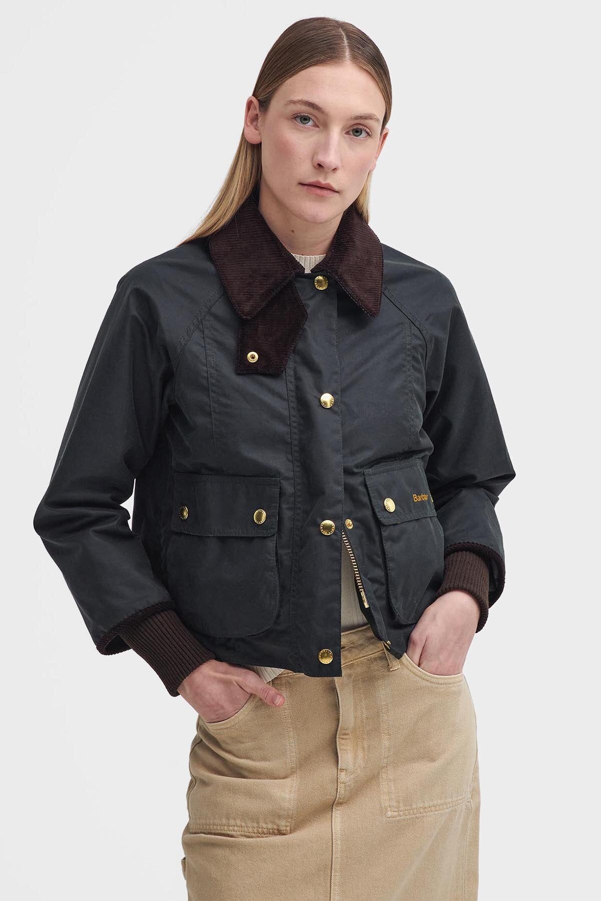 Barbour Lady Giacca cerata Beadnell dal taglio crop Sage/ancient ...